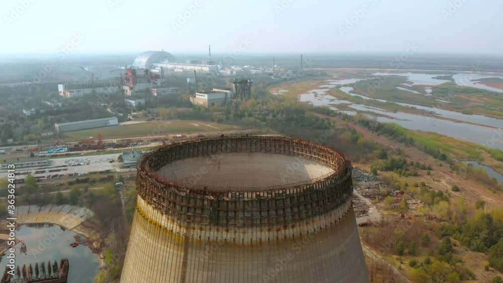 Vídeo do Stock: Chernobyl nuclear power plant. Cooling tower ...