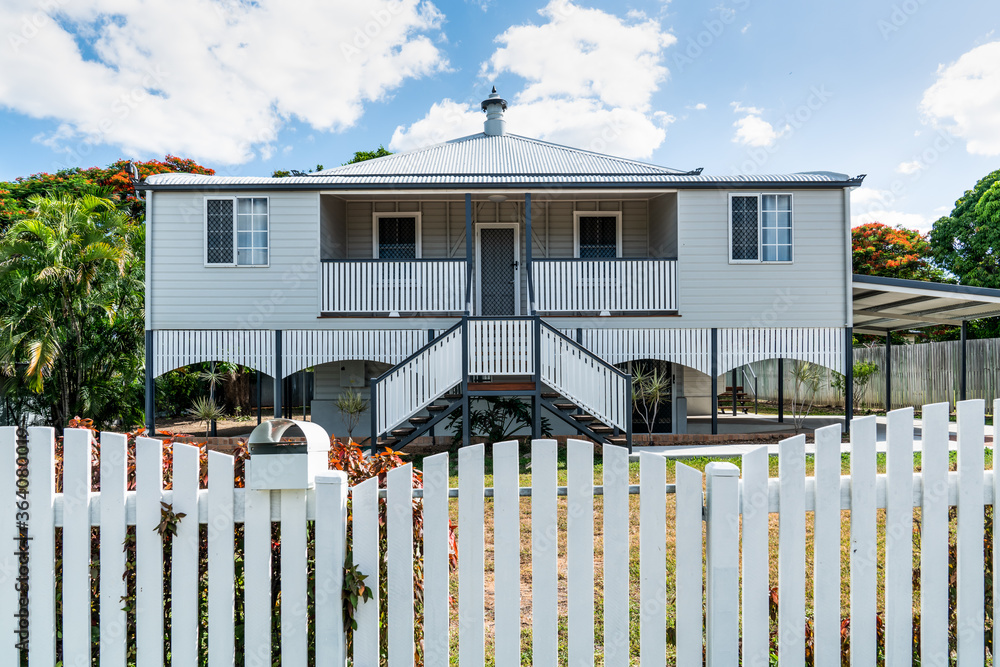 Fully renovated old traditional Queenslander style home with new paling ...
