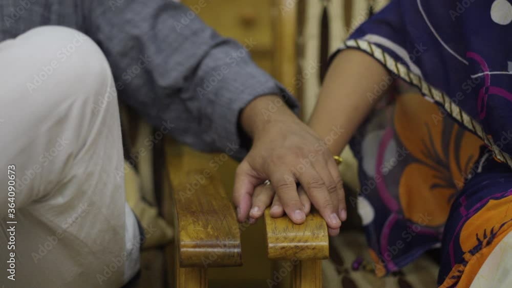 Indian parents tensed, worried, Indian woman crying, emotions ...