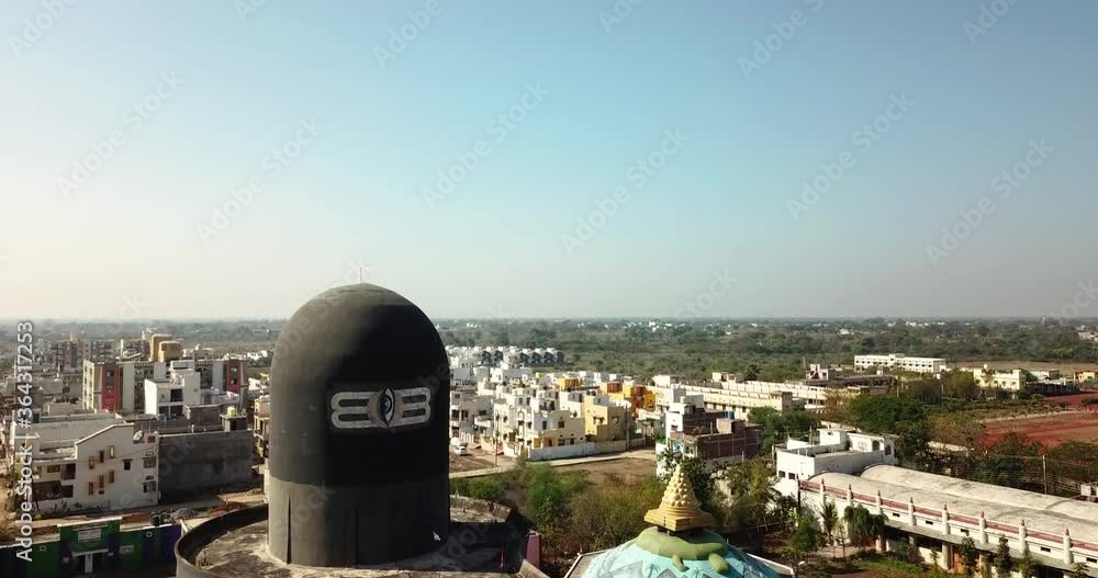 Vidéo Stock Scenic View Of A Shivling, Symbol Of A Deity, Situated On A ...