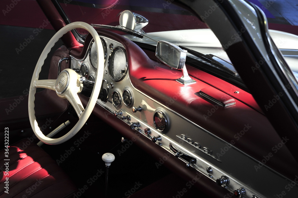 Cockpit with steering wheel of a Mercedes Benz 300 SL Gullwing Coupe ...