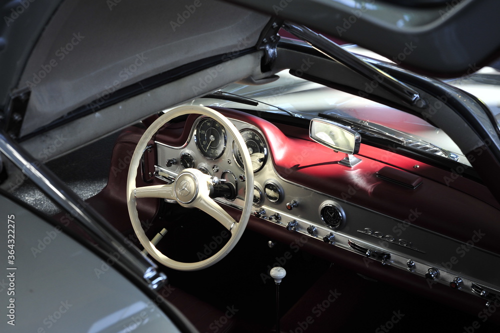 Cockpit with steering wheel of a Mercedes Benz 300 SL Gullwing Coupe ...