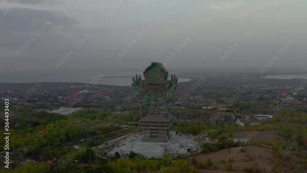 Circling the largest statue in Indonesia, Patung Garuda Wisnu Kencana ...