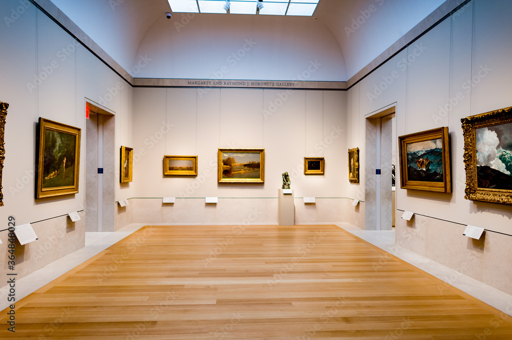 NEW YORK, USA - SEP 25, 2015: Picture gallery in the Metropolitan ...