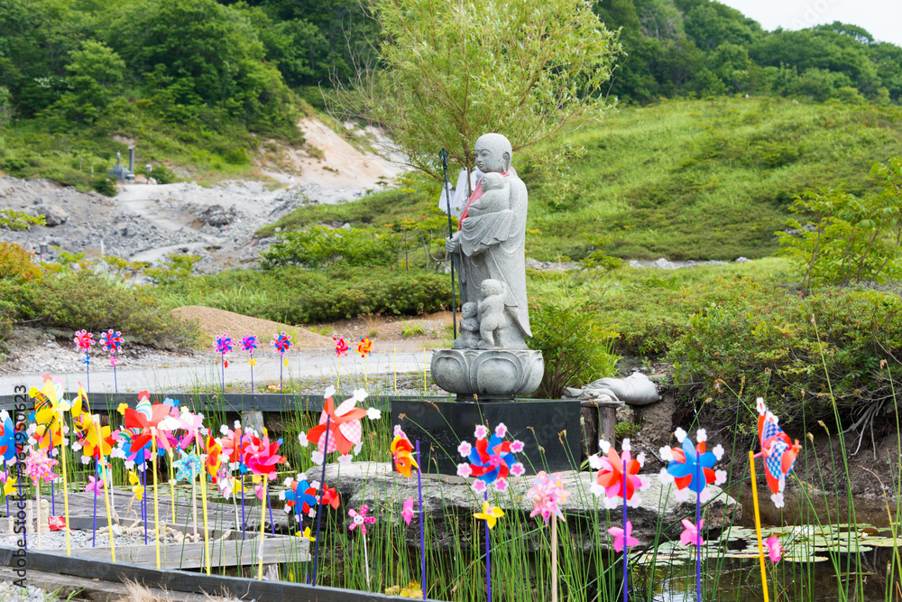 Foto de Jizo Bosatsu Statue at Osorezan Bodaiji Temple in Mutsu, Aomori ...