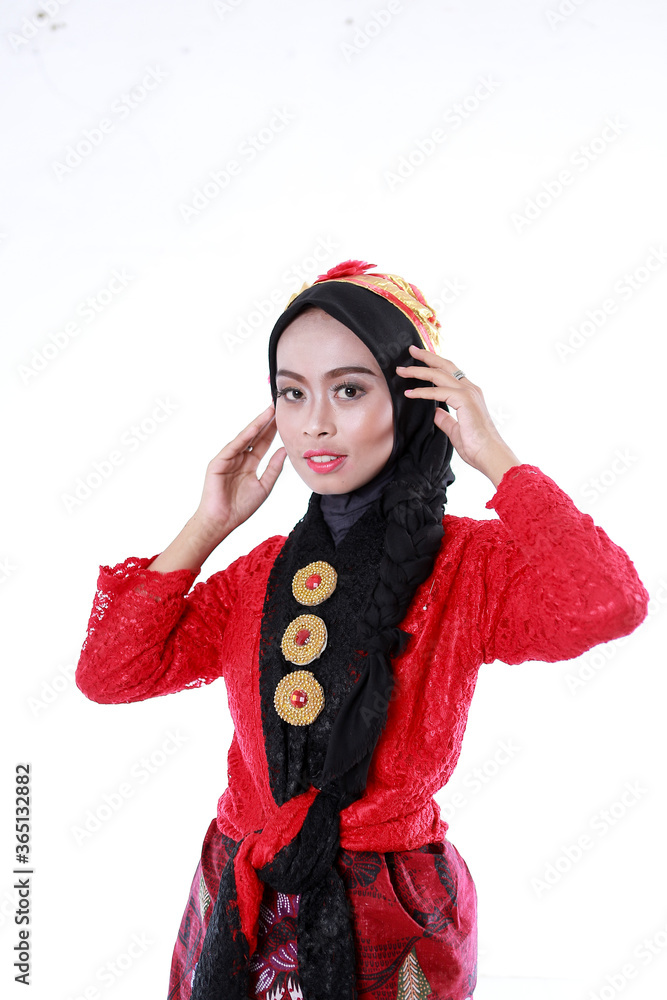 Beautiful smiling Asian girl wearing a set of modern traditional ...