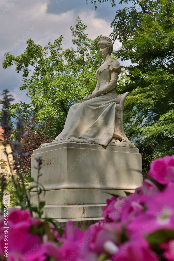 Meran, Merano, Sissi, Sissi Statue, Kaiserin Elisabeth, Marmor ...