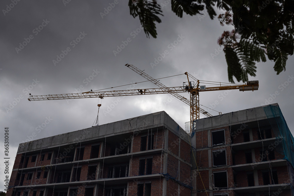 Building under construction during the Covid-19 crisis Building under ...