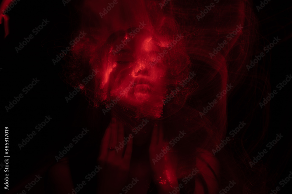 lightpainting portrait, new art direction, long exposure photo without ...