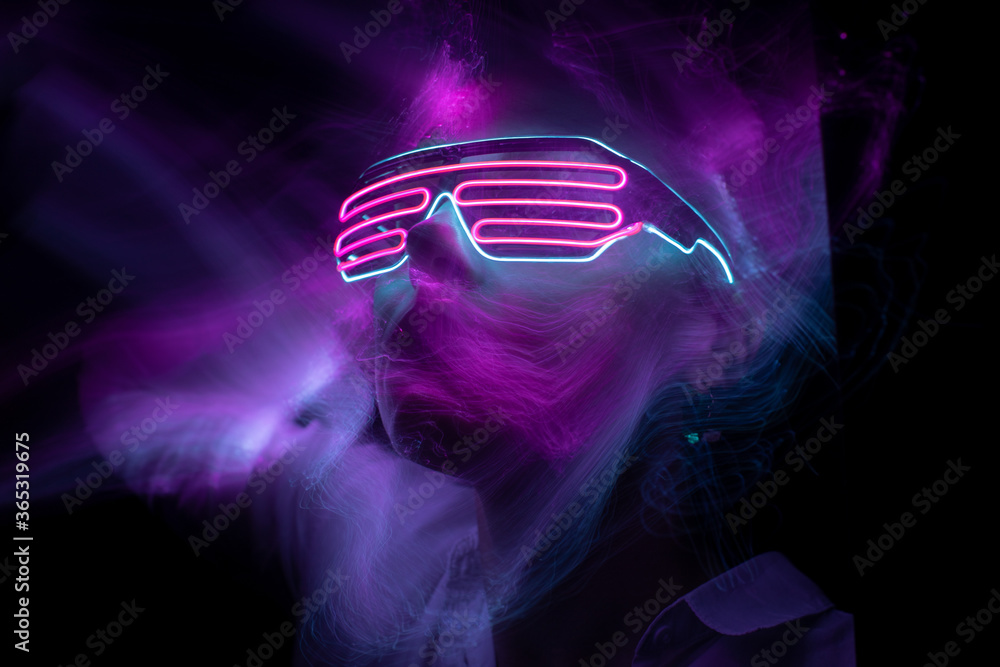 light portrait, new art direction, long exposure photo without ...