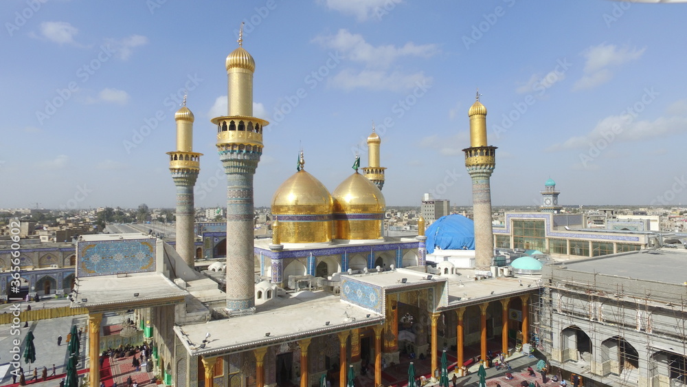 The shrine of Imam Musa Al-Kadhim and Imam Muhammad Al-Jawad in Al ...