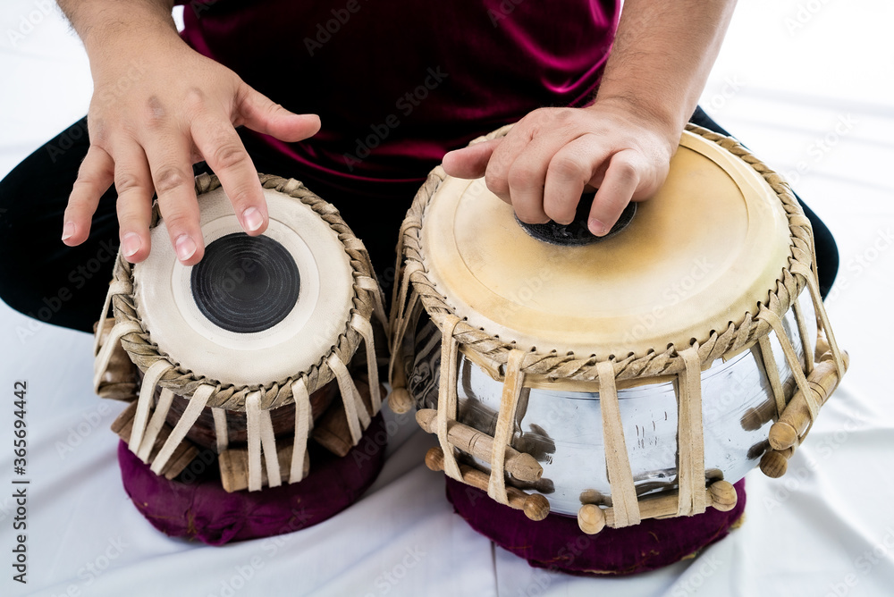 El Tabal o La Tabla es un instrumento de percusión de la cultura ...