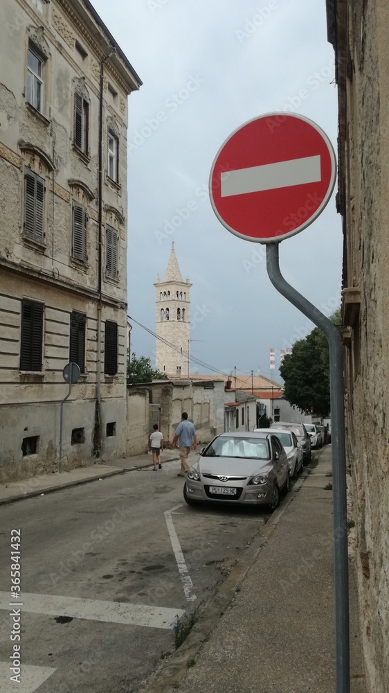 One way street red sign No trespassing road sign warning wrong ...