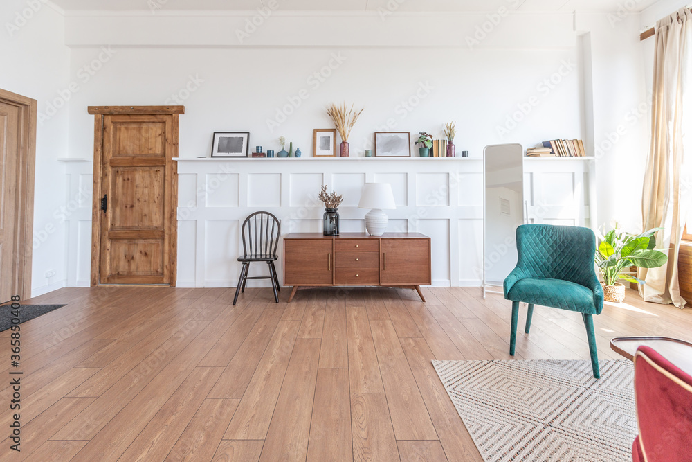 Vintage studio apartment interior in light colors in old style. huge ...