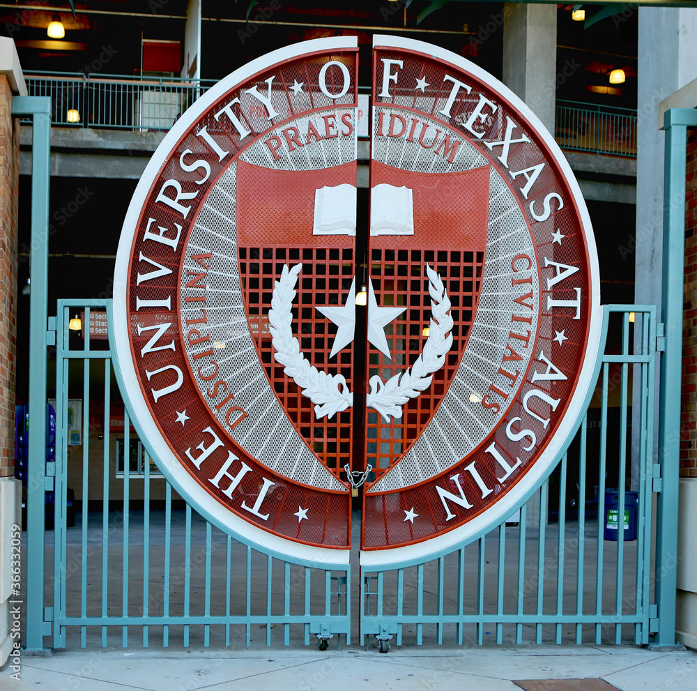 Foto de April 26, 2019, Austin, Texas. The University of Texas symbol ...