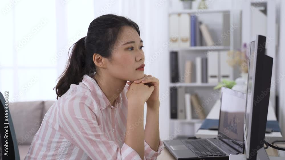 korean office lady getting tired eyes from staring at screen for long ...