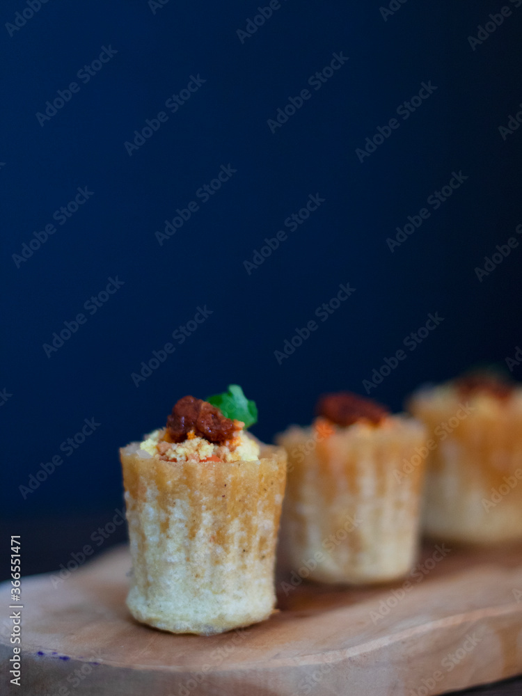 "Kueh Pie Tee" in Dark Background with Copy Space. Southeast Asian ...