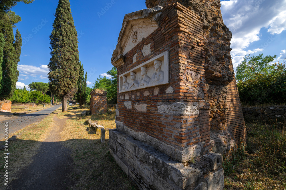 Tomb of festoons and frontespizio, Appia Antica photographed on a sunny ...