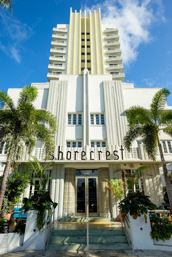 Beautiful Shorecrest Hotel in Miami Beach, a popular international ...