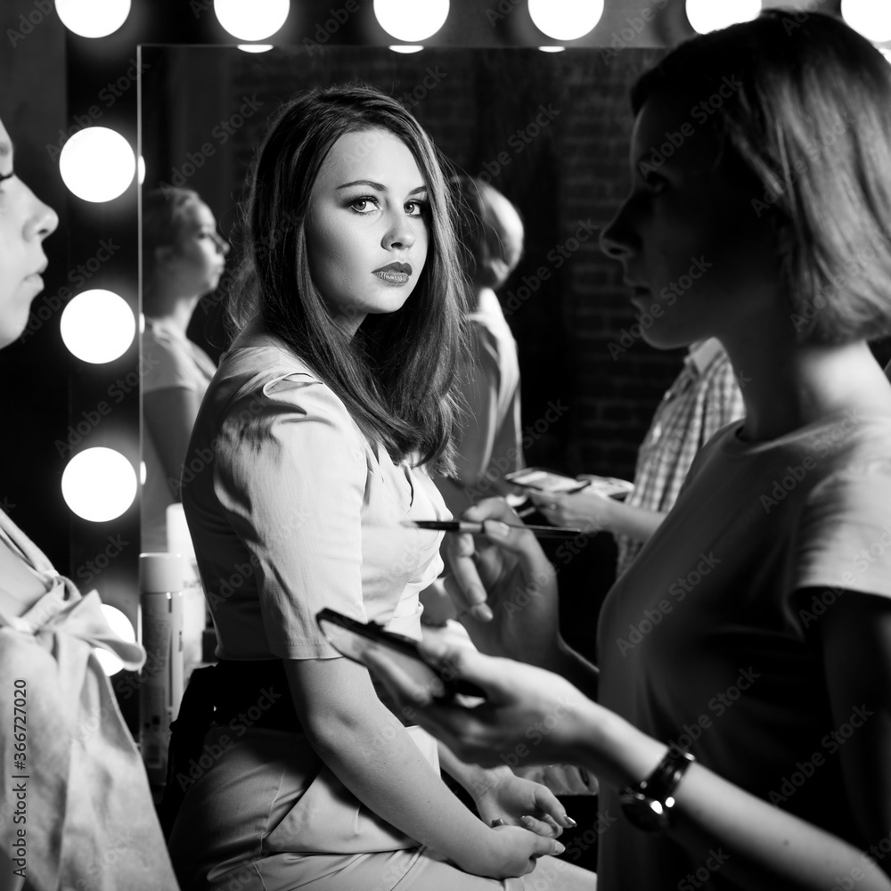 Plus size model get prepared to runway fashion show by make up artist ...