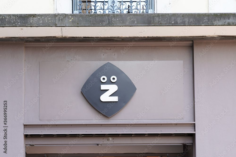 Z logo sign of store of clothing for children shop from 0 to 14 years ...