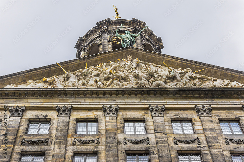 Foto Stock Architectural fragments of Royal Palace building (Koninklijk ...