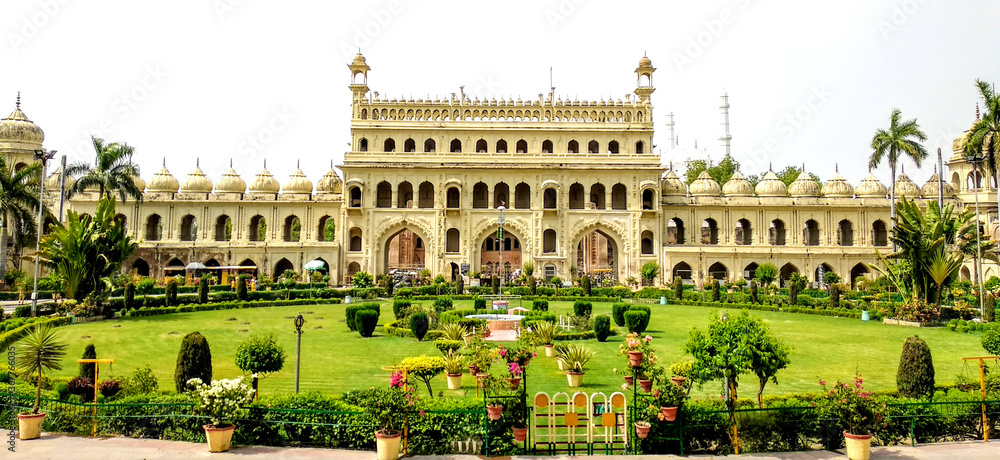 Lucknow Bara Imambara or Asfi Mosque,building complex in Lucknow ...