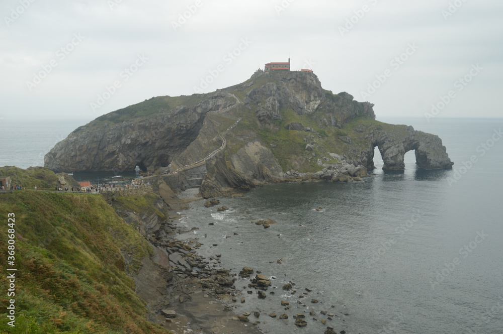 San Juan de Gaztelugatxe aka Dragonstone from Game of Thrones in real ...