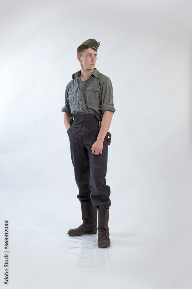 Foto de Male actor reenactor in historical military uniform as an ...