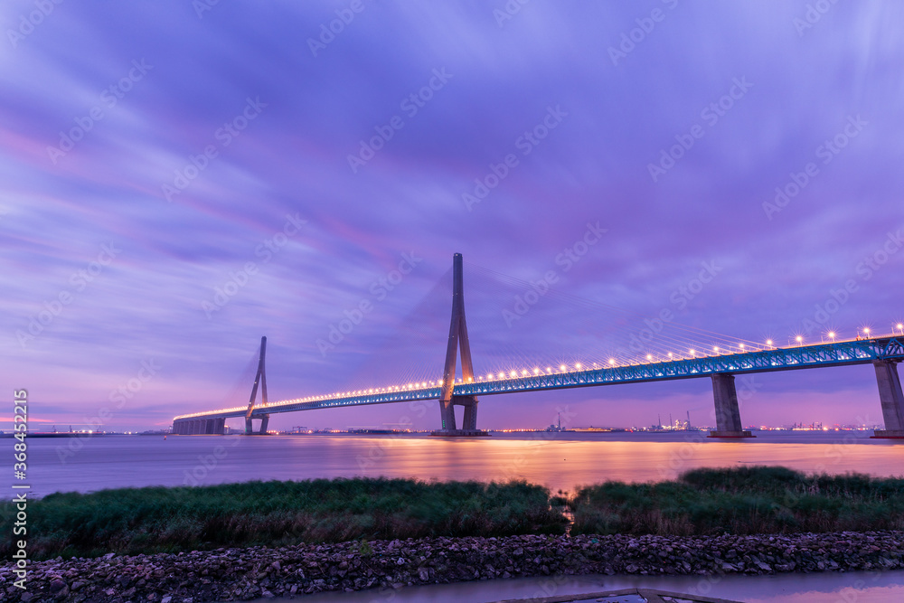 Foto de China's Husutong Bridge is the world's longest suspension ...
