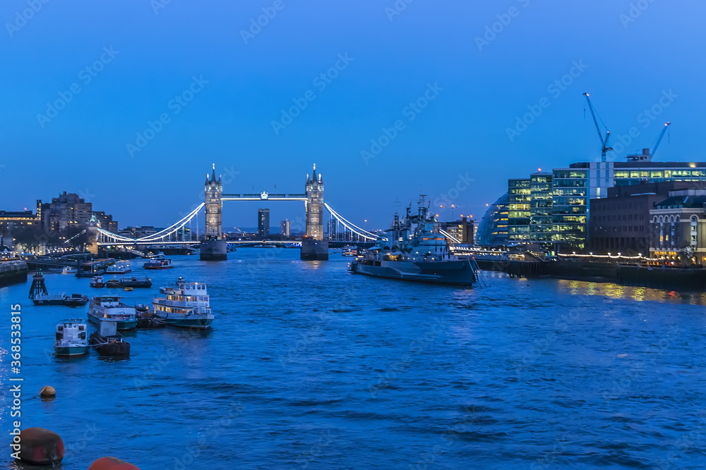 Amazing view of River Thames and famous Tower Bridge on the backgrounds ...
