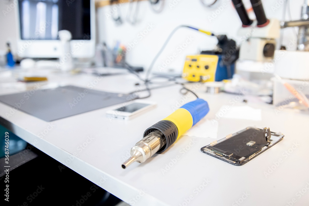 Mobile phone chip repair process, battery replacement and broken screen ...