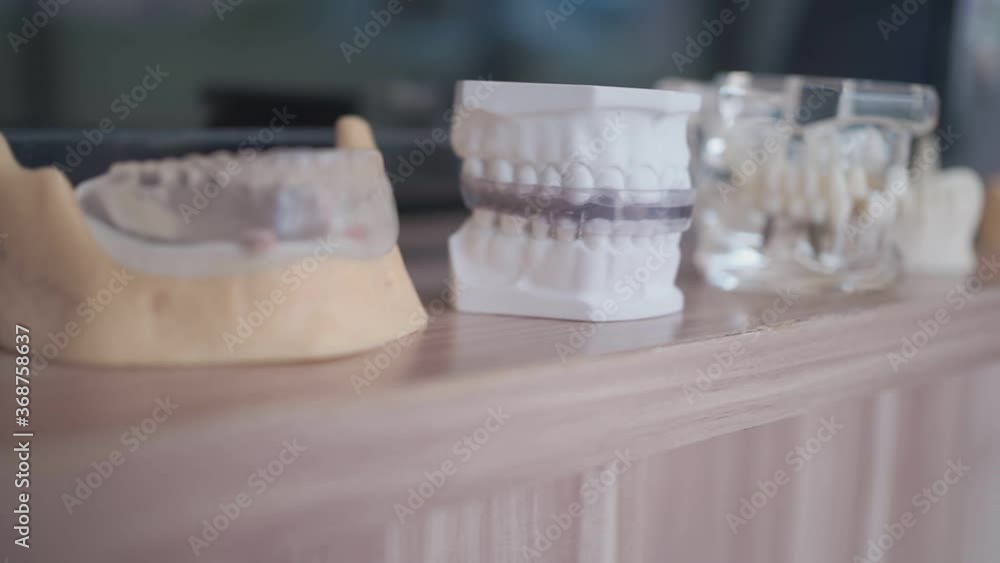 Vidéo Stock An camera movement shot on a varieties material of human ...