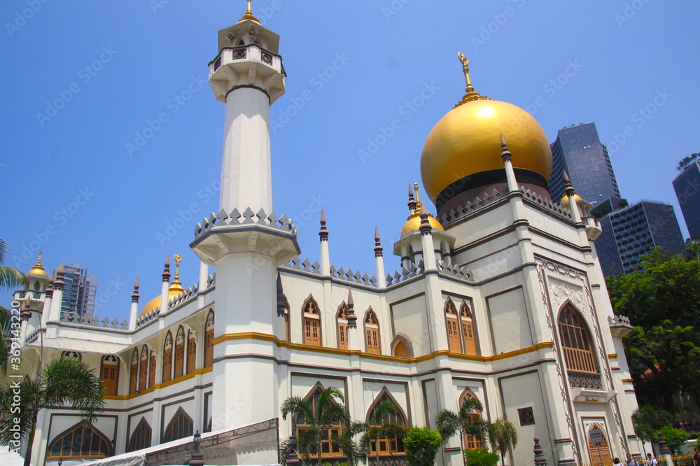 Masjid Sultan, Singapore Mosque, in Arab Street, in historic Kampong ...