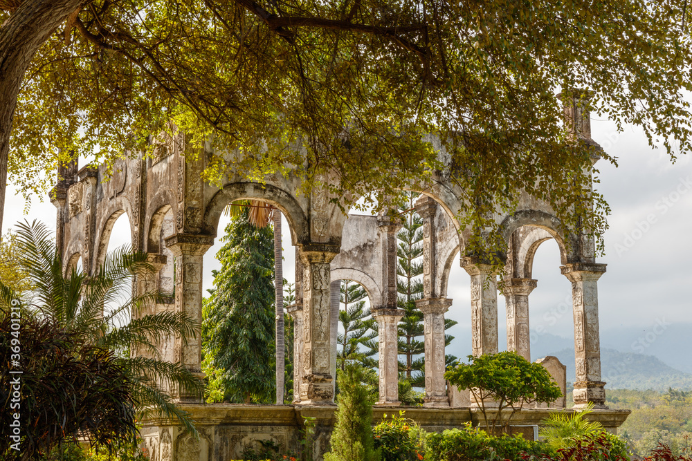Old raja's palace Taman Ujung Sukasada (Taman Ujung Water Palace ...