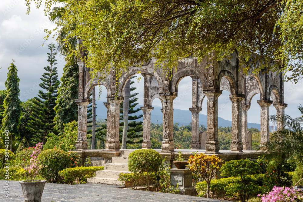 Old raja's palace Taman Ujung Sukasada (Taman Ujung Water Palace ...