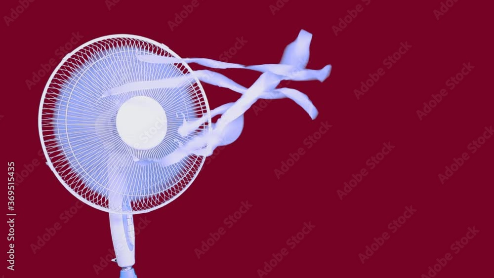 Vidéo Stock Footage of a white electric fan turning on,blowing cold ...