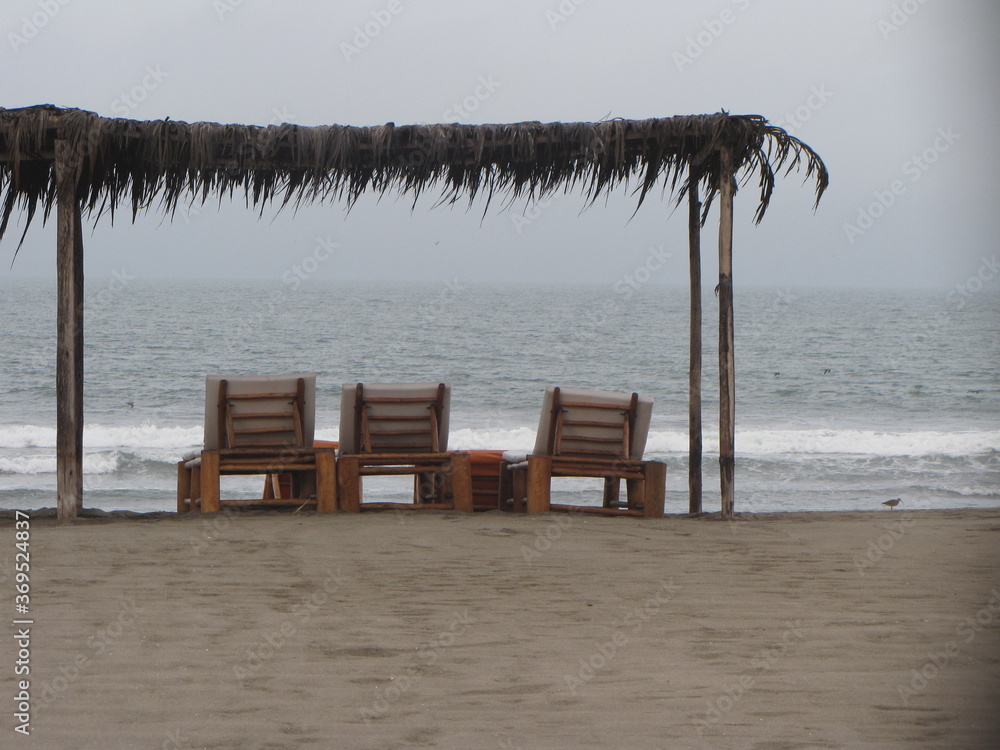 Playa en atardecer, chincha, lima, perú Stock Photo | Adobe Stock