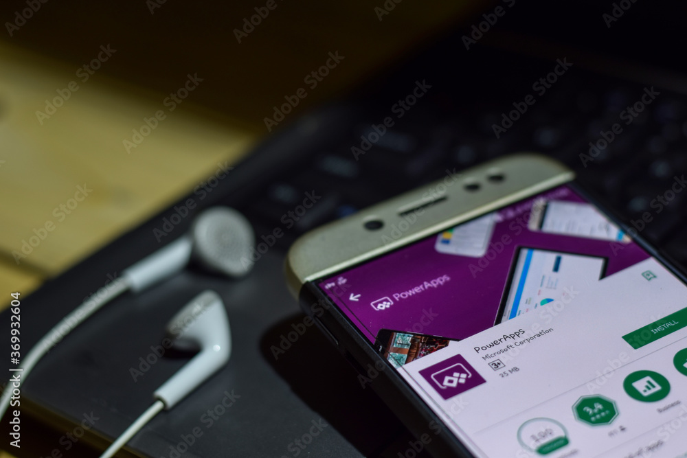 PowerApps dev application on Smartphone screen. PowerApps is a freeware ...