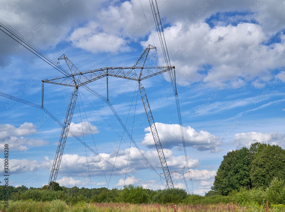 The 750 kV line support is a power distribution and transmission unit ...