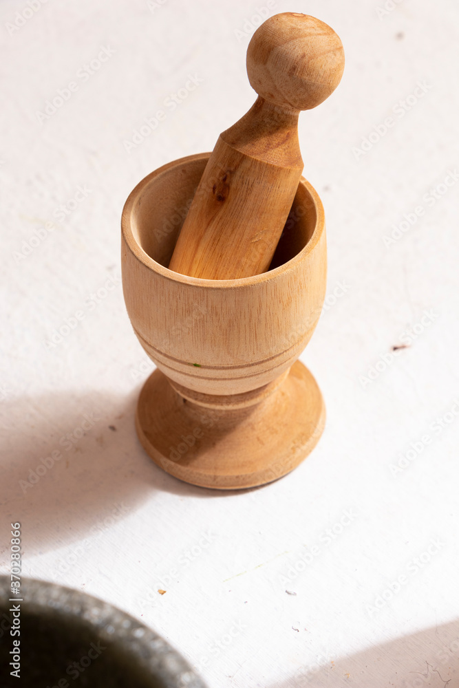 Pilon de moler construido en madera de diferentes tamaños y propósitos ...