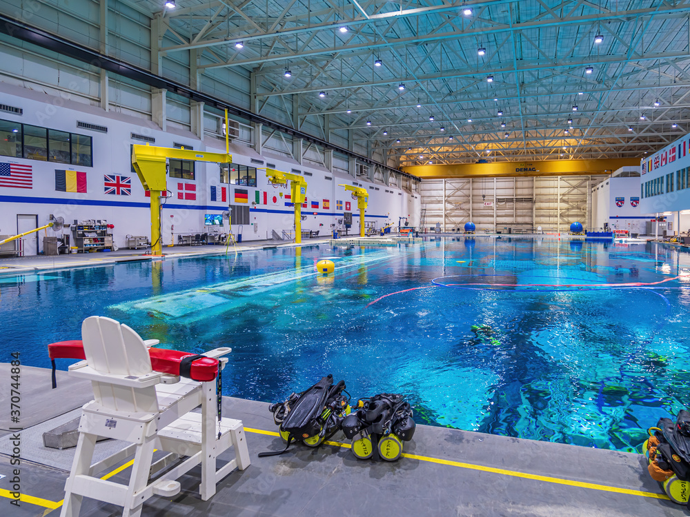 Foto de Neutral Buoyancy Laboratory in Houston, Texas. Astronauts train ...