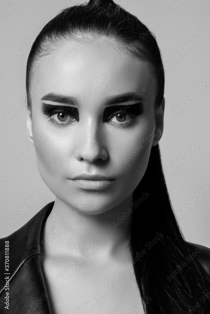 Gray Face Makeup | Saubhaya Makeup