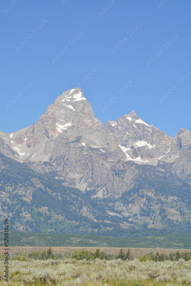Beautiful Peaks of the Teton mountains in the Grand Teton National Park ...