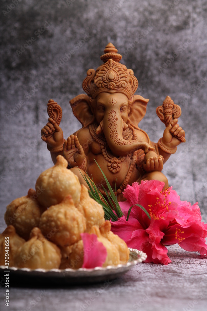 Foto de Ganesh Puja - Sweet Modak food offered on Ganpati festival or ...