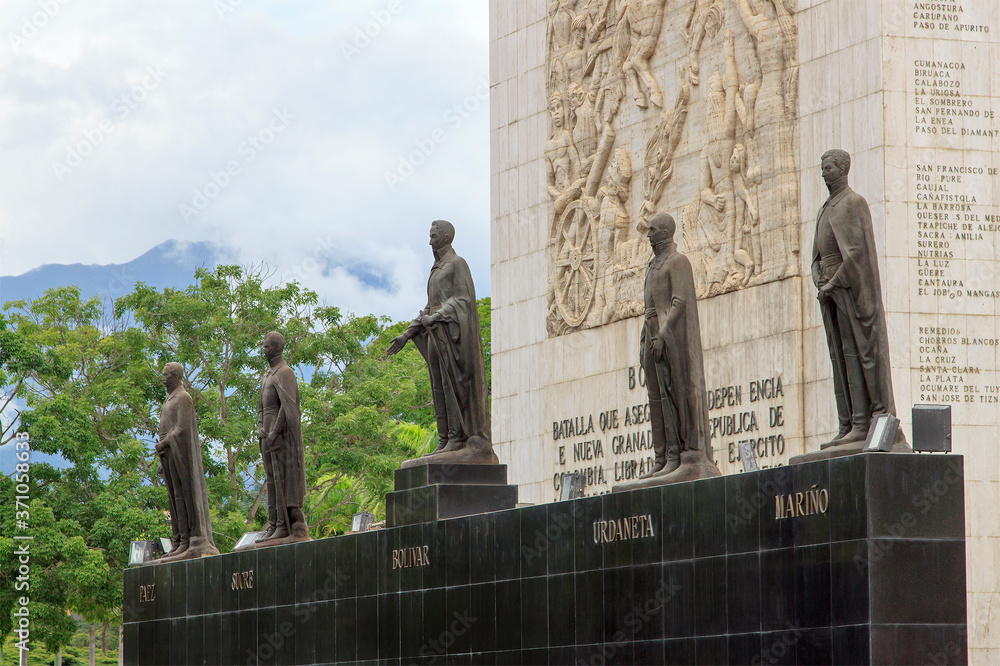 CARACAS, VENEZUELA - JULY 5, 2016: Statues of important Venezuela's ...