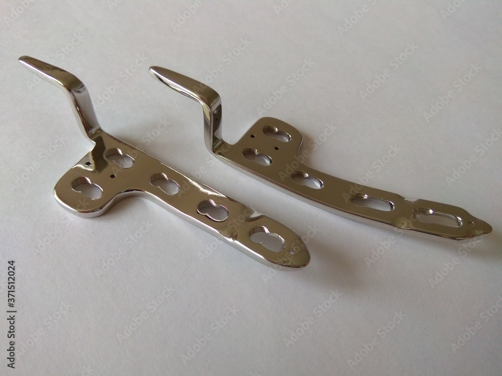 Hook plates in traumatology for treatment clavicle fractures and ...