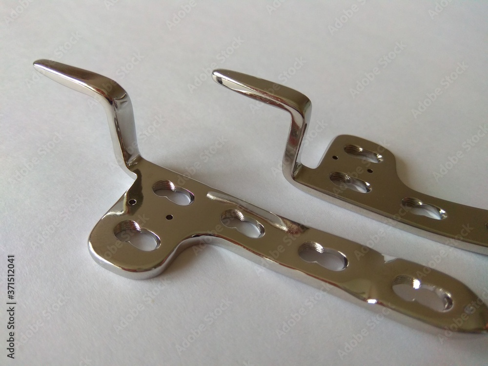 Hook plates in traumatology for treatment clavicle fractures and ...
