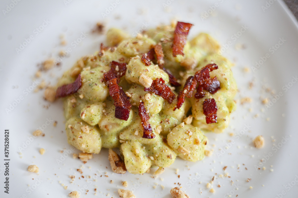 Still life cibo, piatti da ristorante. Food service e fotografie ...