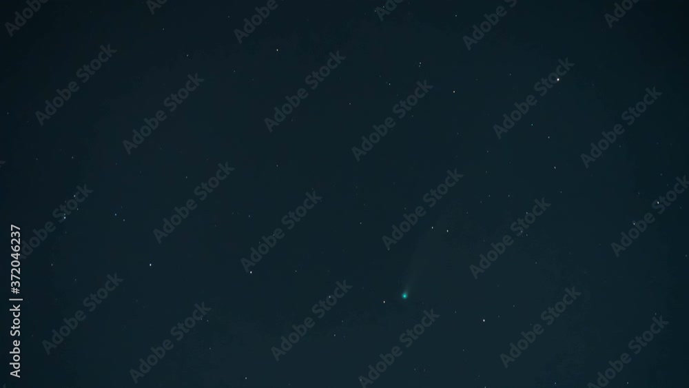 4K Time lapse of neowise comet passing through Earth in July 2020 ...